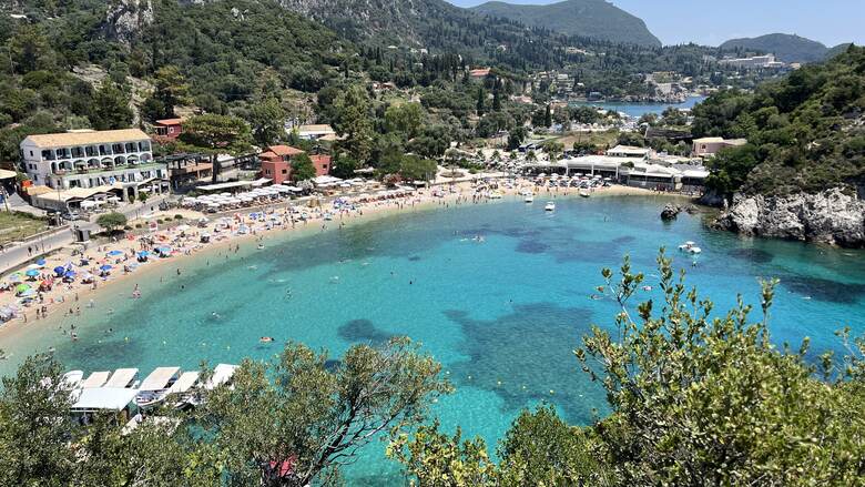 Onde ficar em Corfu? Praias ou Corfu Town? Veja 18 hotéis!